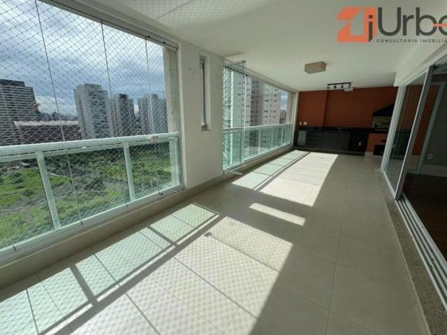 Excelente apartamento à venda com 241m², 4 suítes, 3 vagas no Jardim das Perdizes