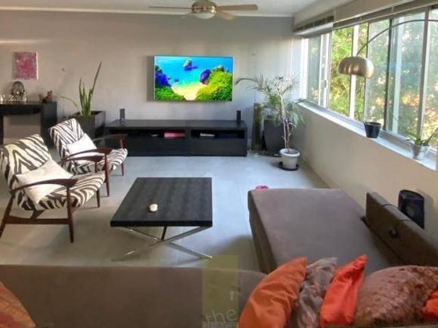EXCELENTE APARTAMENTO À VENDA COM 2 DORM, 1 SUÍTE