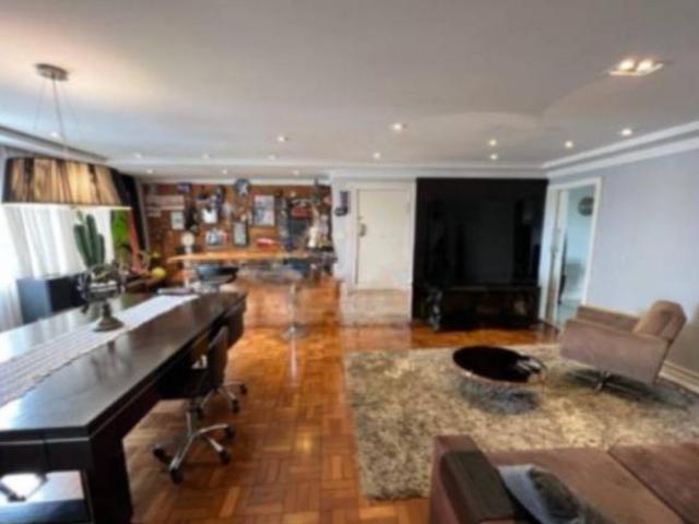 Excelente apartamento à venda em Santo Amaro, com 155,00m² de área privativa e v
