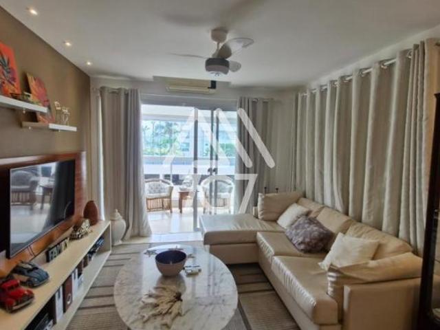 EXCELENTE APARTAMENTO À VENDA NA PRAIA DA ENSEADA