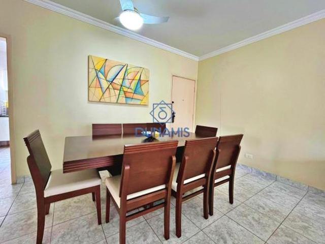 Excelente apartamento a venda na Praia das Pitangueiras Na quadra do mar