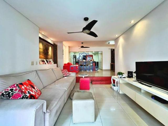 Excelente apartamento à venda na quadra do mar, sacada gourmet, lazer