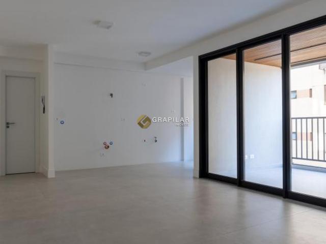 Excelente apartamento à venda no Água Verde