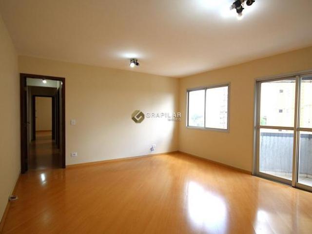 Excelente apartamento à venda no bairro Portão, Cu