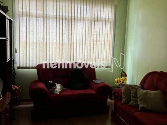 Excelente apartamento à venda no Barroca