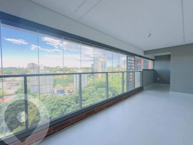 Excelente Apartamento à Venda no Cambuí, Campinas