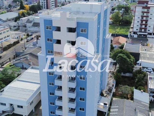 Excelente apartamento a venda no Edifício Ravenna! 2 vagas de garagem!