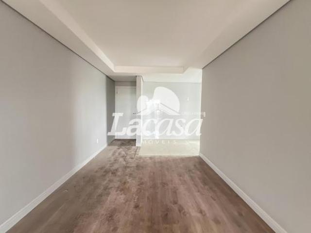 Excelente apartamento a venda no Edifício Ravenna! 2 vagas de garagem!