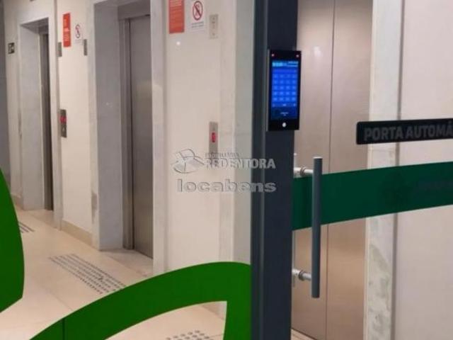 Excelente Apartamento a venda no São Deocleciano com 02 quartos, 01 banheiro, cozinha planejada, sac