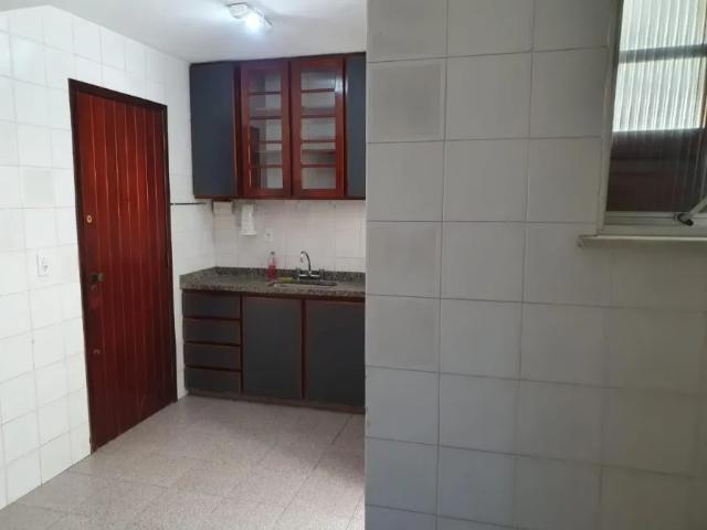 Excelente apartamento amplo andar alto indevassado