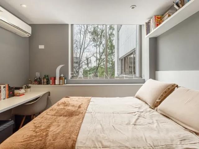 Excelente apartamento amplo e com vista livre para o verde e a Lagoa