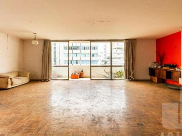 Excelente apartamento amplo proximo ao shopping Higienopolis