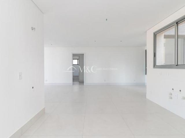 EXCELENTE Apartamento alto padrão 3 quartos, 3 suítes à venda no bairro Água Verde