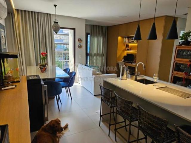 Excelente apartamento alto padrao Mobiliado, 01 suite e 02 banheiros
