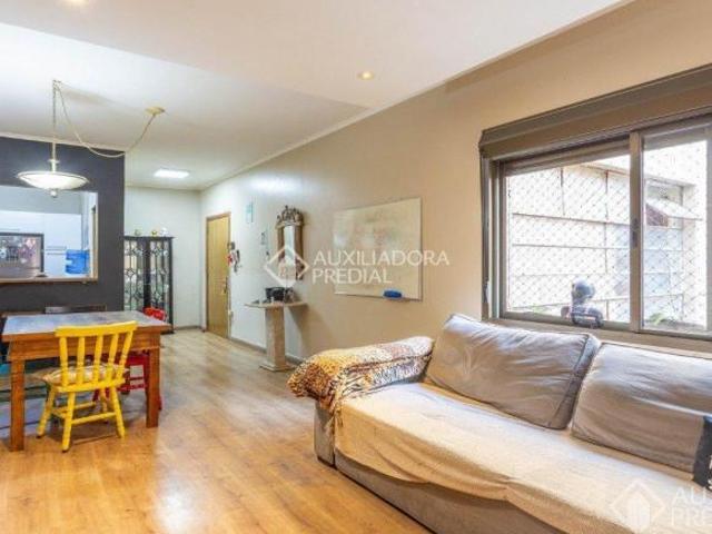 Excelente apartamento bem localizado no bairro Rio Branco