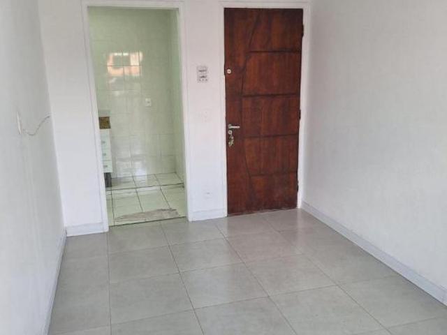 Excelente Apartamento c/2 dorms,1 vaga.Todo Reformado.Próximo ao Centro. Oportunidade!