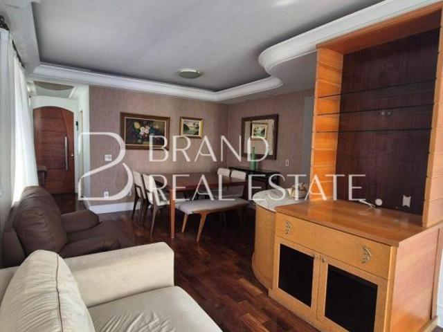 Excelente apartamento de 3 dormitorios em Santa Cecilia