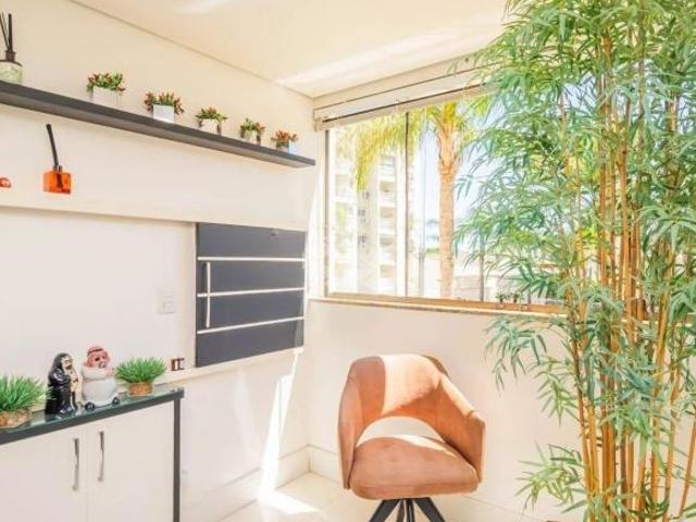 Excelente apartamento de 3 dormitórios mobiliado ao lado do Bourbon Walling