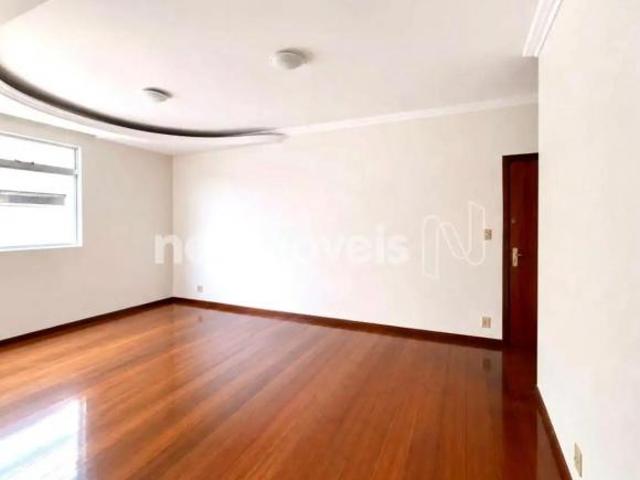 Excelente apartamento de 3 quartos à venda no Castelo