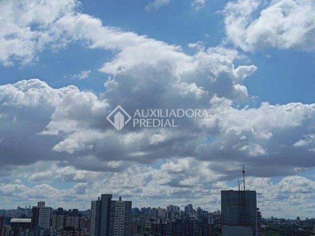 Excelente apartamento de 02 quartos com garagem Próximo a PUC