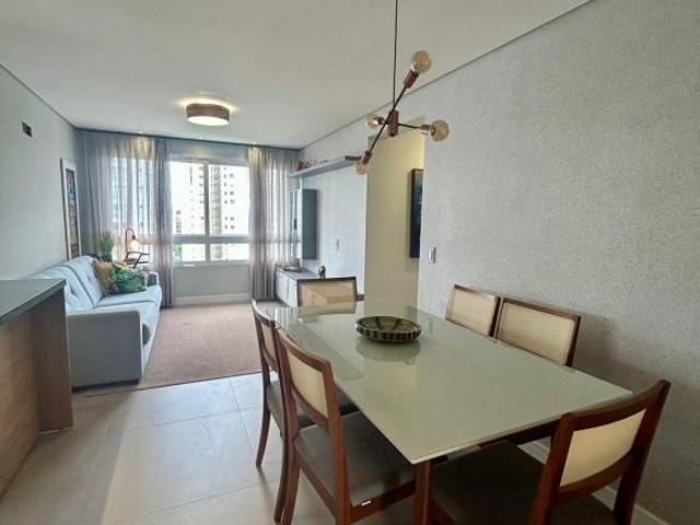 Excelente apartamento de 03 dormitórios, Bairro Vila Ipiranga, Porto Alegre/RS