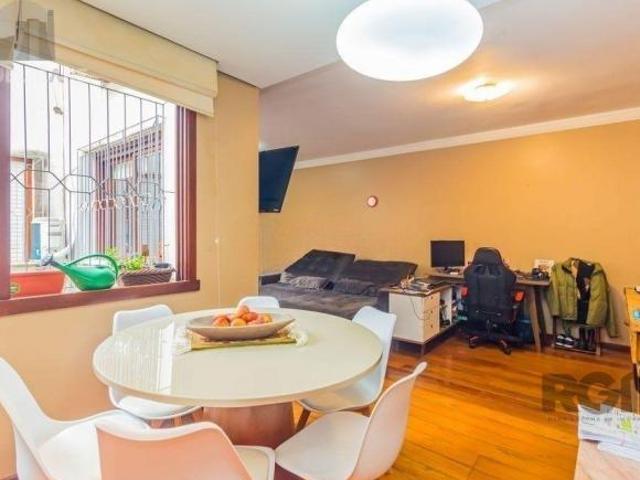 Excelente apartamento de 110m² com 3 dormitórios e 2 vagas