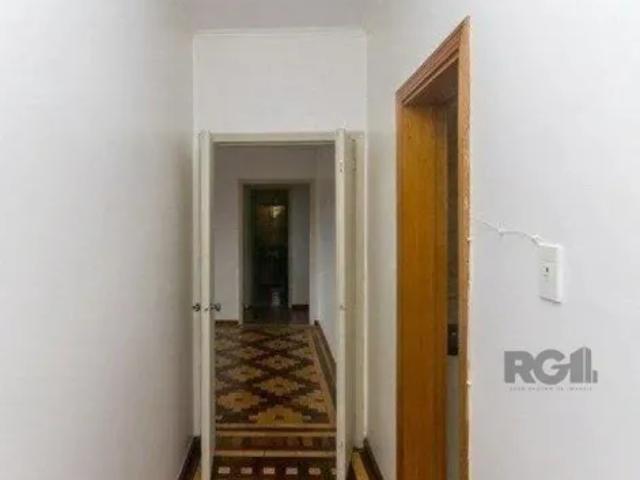Excelente apartamento de 126m² com 3 dormitórios e sacada