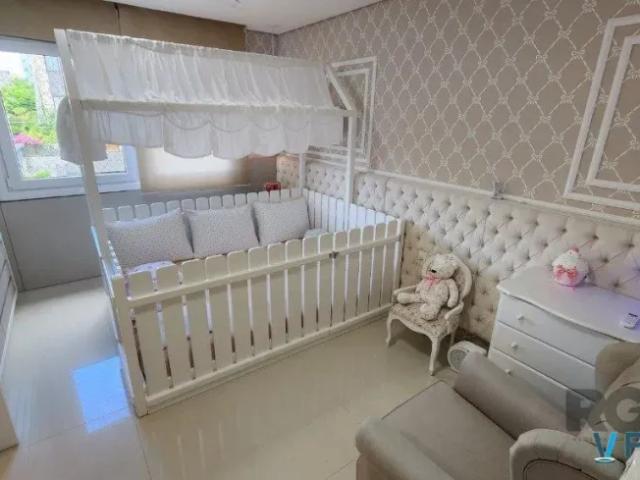 Excelente apartamento de 382,57 m² com 4 suítes e 4 vagas de garagem