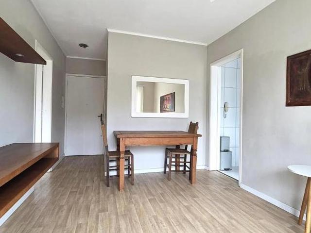 Excelente apartamento de 42m² privativos, com 1 dormitório e 1 vaga de garagem, localizado na Av. Ot
