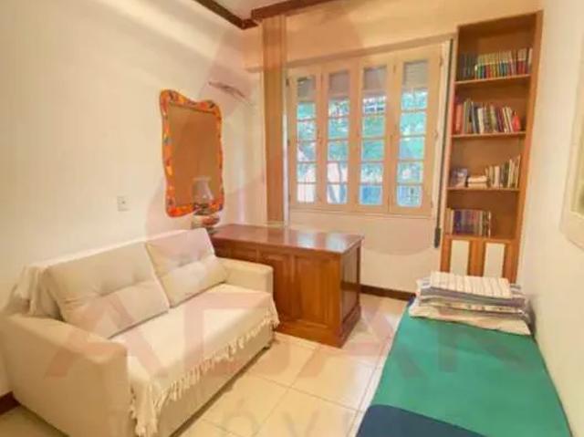 Excelente apartamento dentro do bairro de fátima, com uma linda área externa rj