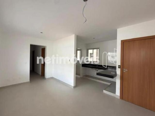 Excelente apartamento em ótima localização no Santa Rosa, com alto padrão de acabamento!