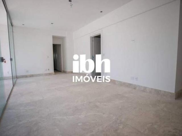 Excelente apartamento em Lourdes