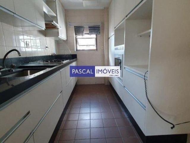 Excelente apartamento em Moema
