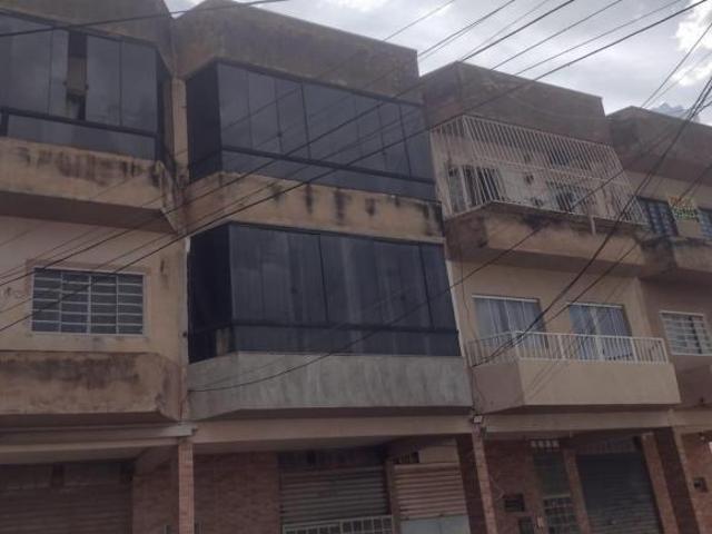 Excelente Apartamento em Sobradinho Quadra 17, Em frente a Quadra 15