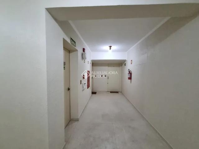 Excelente apartamento kitnet mobiliado na Cidade baixa com elevador