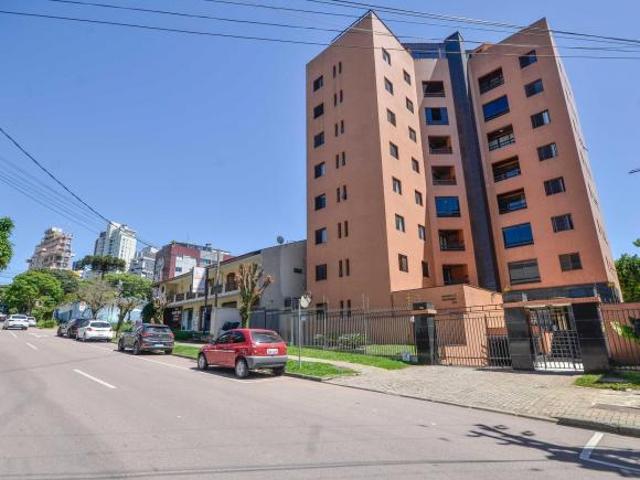 Excelente apartamento localizado no bairro Água Ve