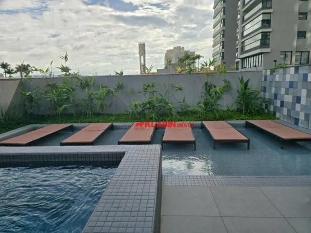 Excelente Apartamento Mobiliado com 61m² de Área Útil de 2 Dormitórios sendo 1 Suíte com 2 Vagas de