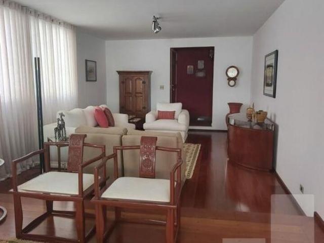 Excelente apartamento muito ensolarado e ventilado