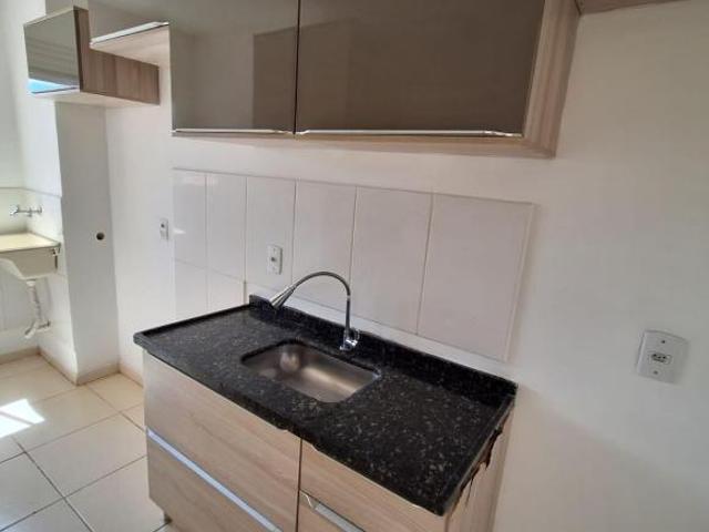 Excelente Apartamento no Condomínio Butiá ? 2 Quartos, Piscina, e Vaga de Garagem
