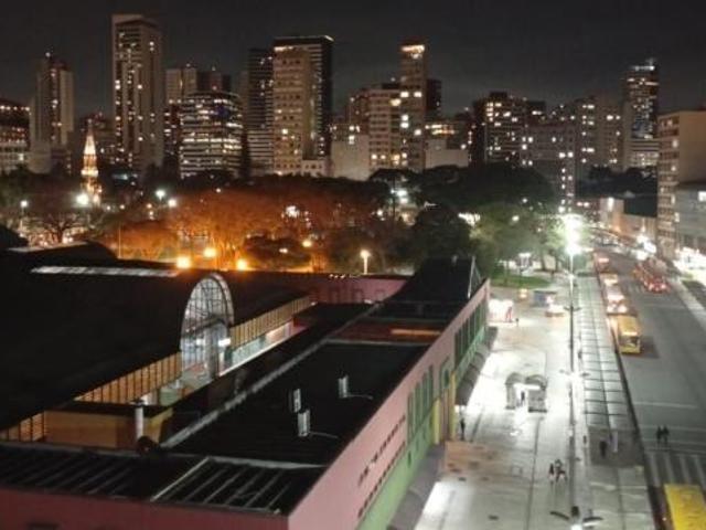 Excelente apartamento no centro, com 2 quartos, 1