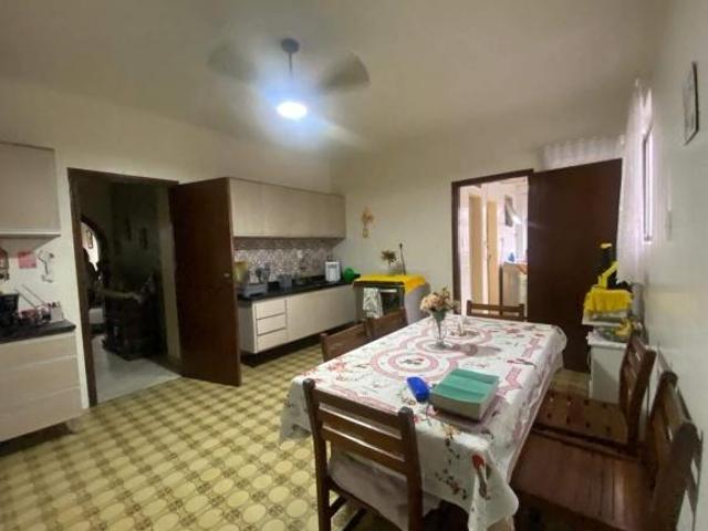 Excelente apartamento no Boqueirão com130 m², 3 dormitórios, 2 vagas demarcadas e lazer completo