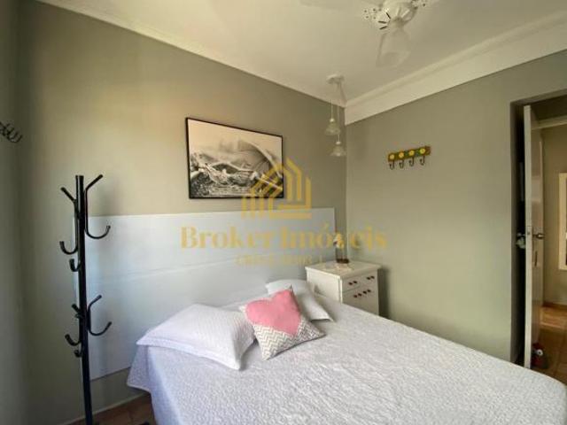 EXCELENTE APARTAMENTO NO EDIFÍCIO MADRID I NO BAIRRO JD. ARUAN A 600 METROS DA PRAIA