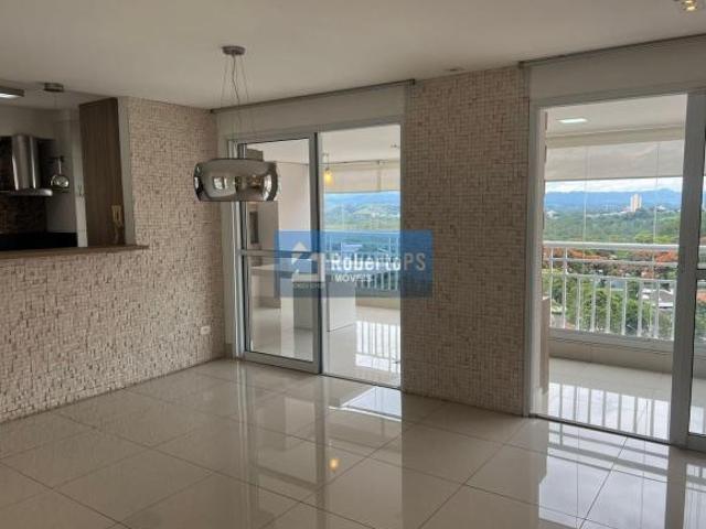 Excelente apartamento no Esplanada Life Clube