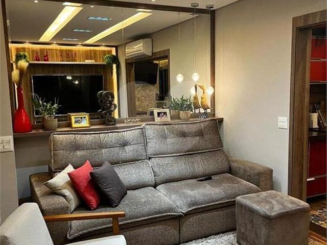 Excelente Apartamento no Limão