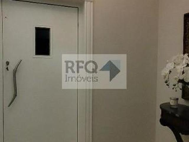 Excelente apartamento na alameda Lorena, com muita privacidade, segurança e conforto! Todo Reformad