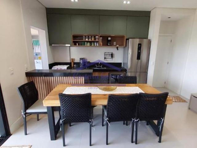 Excelente apartamento na Enseada