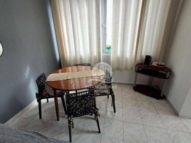 Excelente Apartamento na Região Nobre da Praia das Pitangueiras