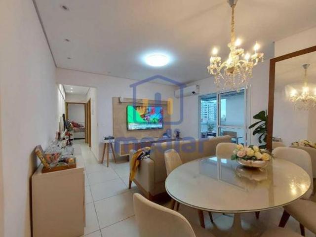 Excelente apartamento na Vila Belmiro Santos SP. 2 dormitório, 2 banheiros, 1suíte com closet. Vi