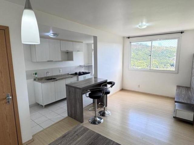 Excelente apartamento semi mobiliado, com vaga e infra completa