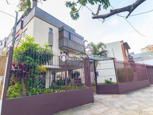 Excelente apartamento semi mobiliado à venda no bairro Menino Deus!